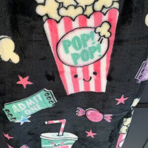 Betsey Johnson | Bedding | Movie Popcorn Betsey Johnson Plush Throw ...